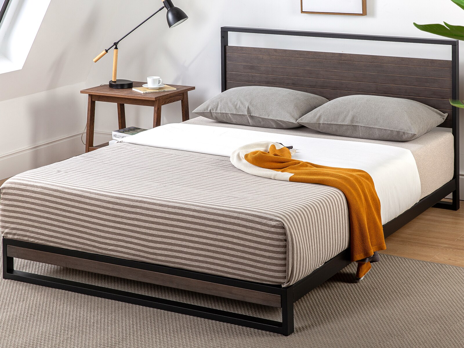 Sleepy's Deluxe Ironline Mixed Material Platform Bed | MattressFirm